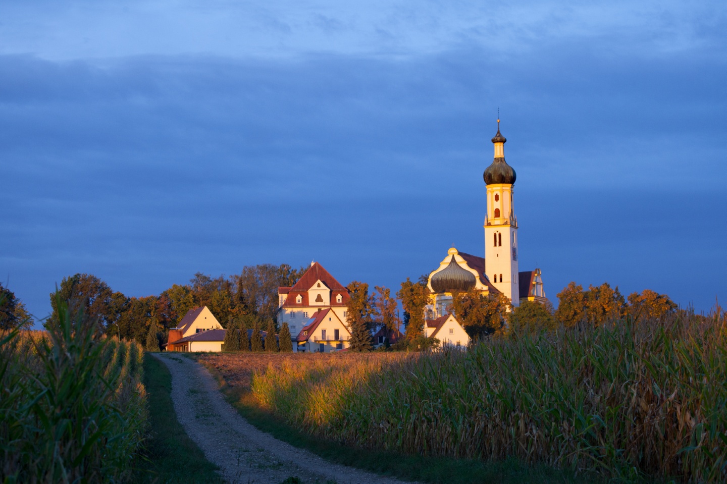 St. Jakobus - Wallfahrtskirche in Biberbach