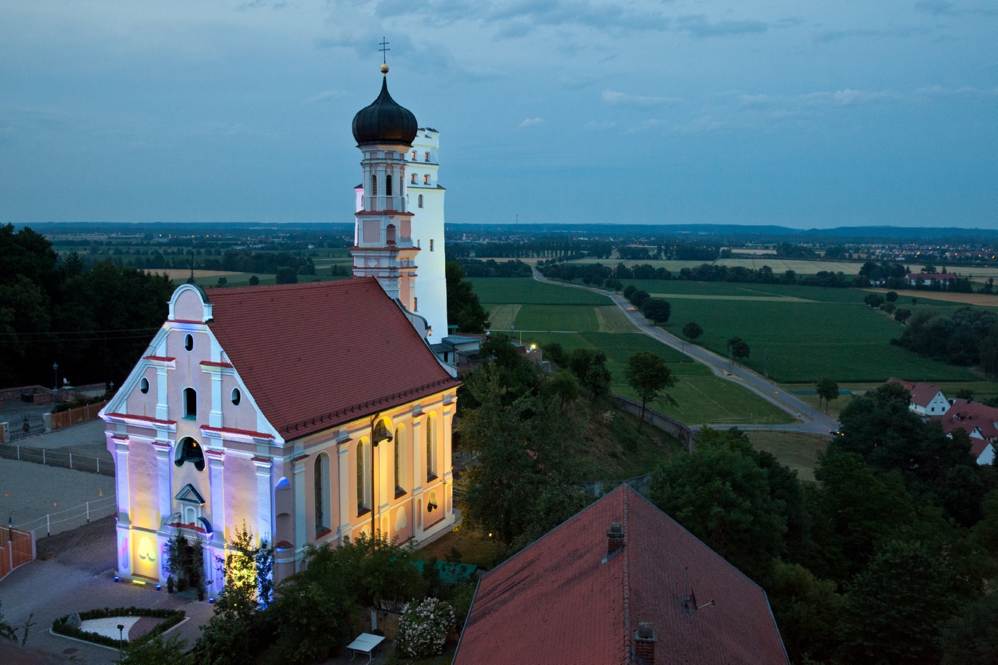 St. Johannes der Täufer - Wallfahrtskirche in Biberbach